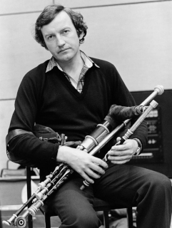 Birth of Liam O’Flynn, Uilleann Piper & Traditional Musician | seamus ...